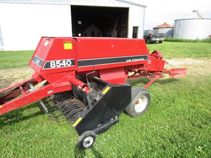 CASE IH 8540 SQUARE BALER PDF PARTS CATALOG MANUAL – Xperts Manual